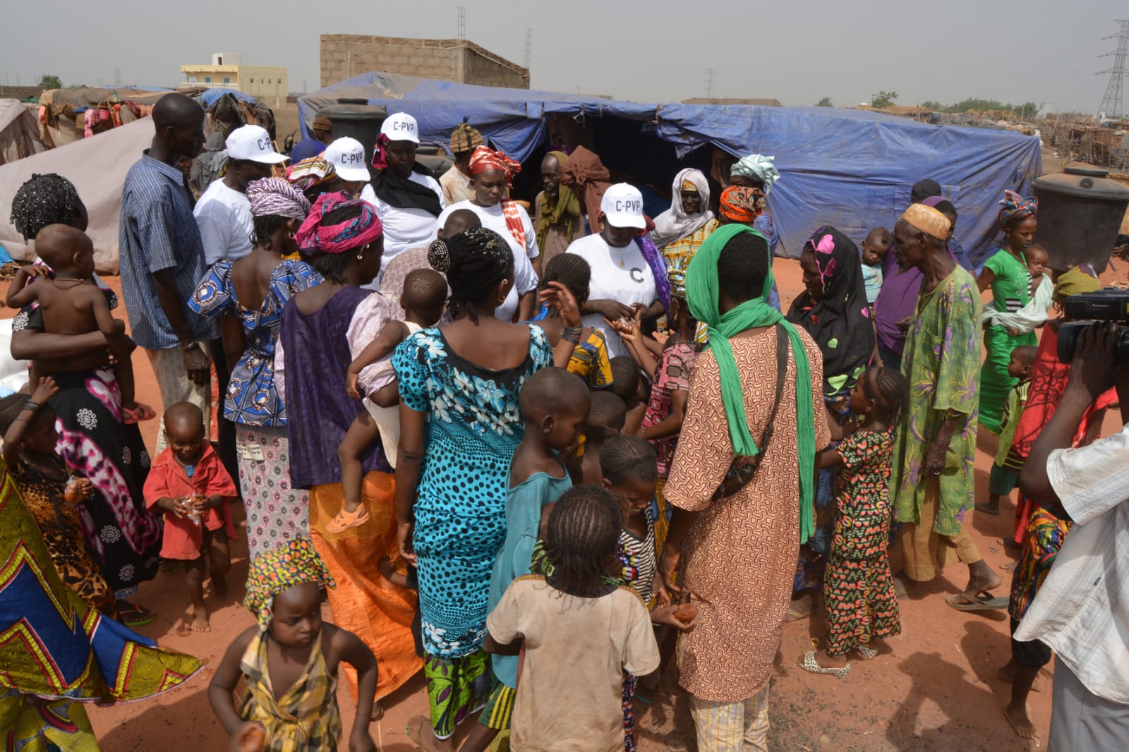 Emergency Relief Delivered to Refugees in Mali - Center for Peace and ...